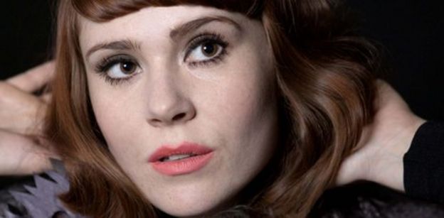 Kate Nash prepares principled new album - BBC News