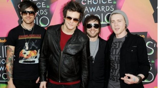 Razorlight drummer on playing with new band - BBC News