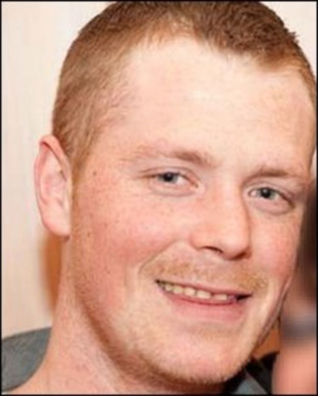 Body recovered from River Tweed - BBC News