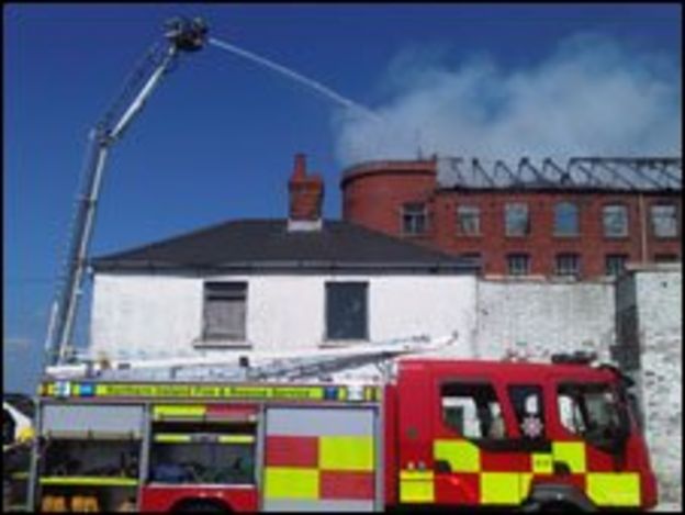 Firefighters tackle blaze on Castlereagh Road - BBC News