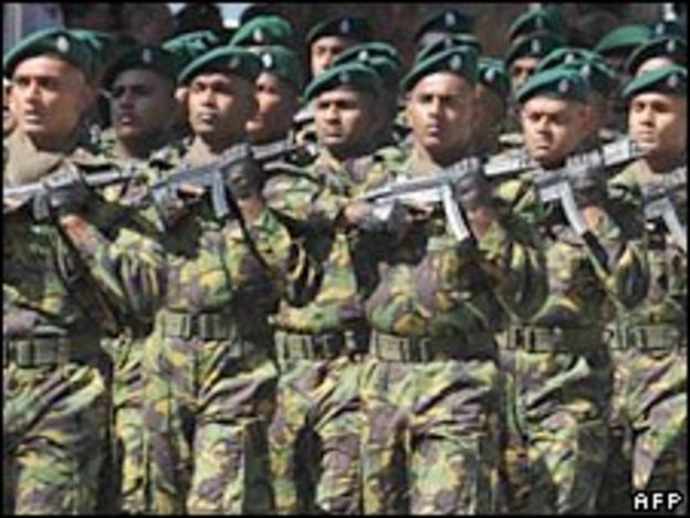 UN chief sets up panel on Sri Lanka war - BBC News