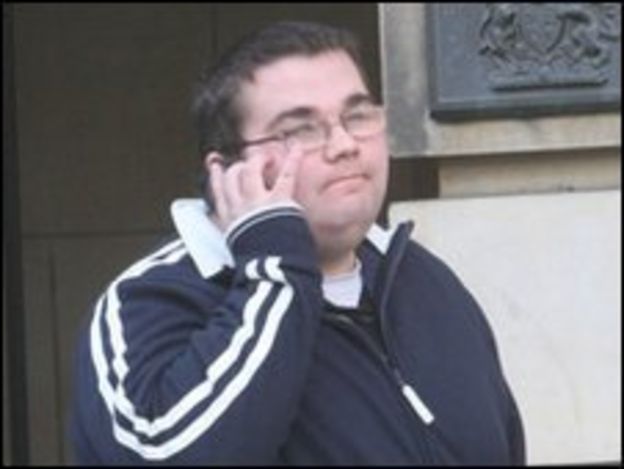 Judges increase paedophile's sentence by 13 times - BBC News