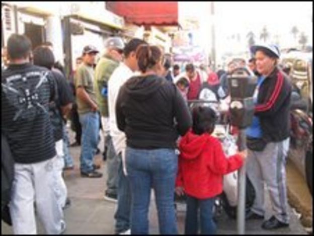 A glance at the future: Second generation Hispanics - BBC News
