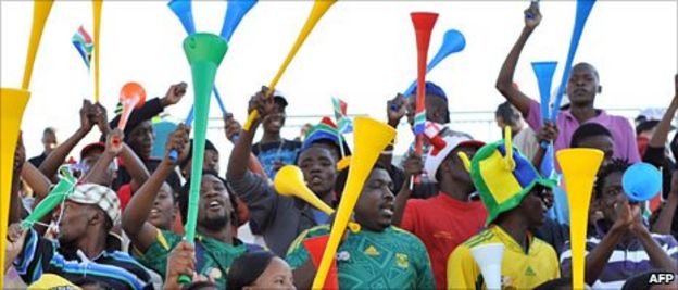 South African football fans fast for World Cup success - BBC News