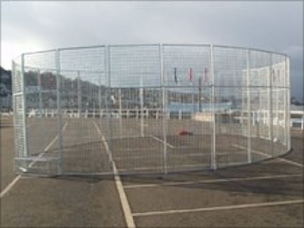 'Cage football' kicked off by Llanelli church - BBC News