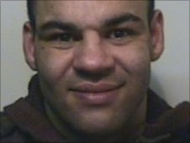 Man murdered two men in four hours in Manchester - BBC News