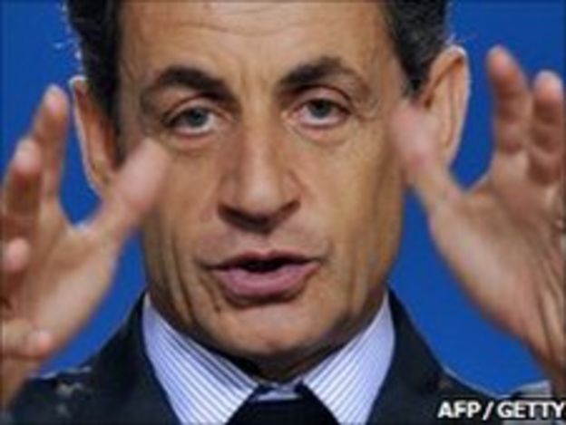 French raise retirement age to 62 - BBC News