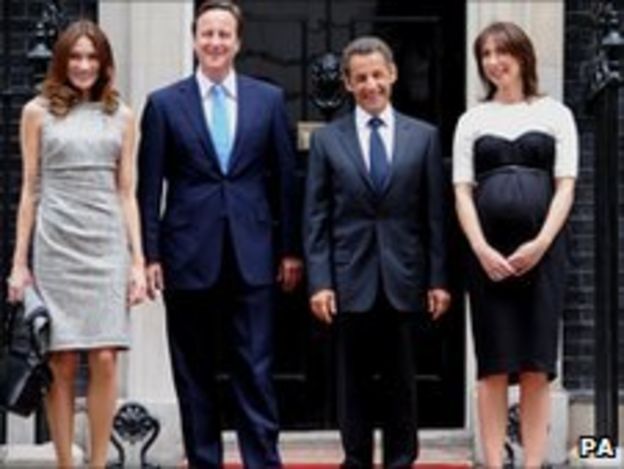 Cameron holds 'warm' talks with Sarkozy at No 10 - BBC News
