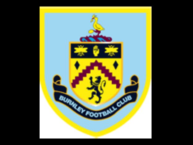 Burnley striker Wes Fletcher agrees new deal - BBC Sport