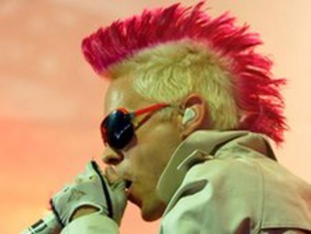 Kerrang: Jared Leto's 30 Seconds To Mars nominated - BBC News