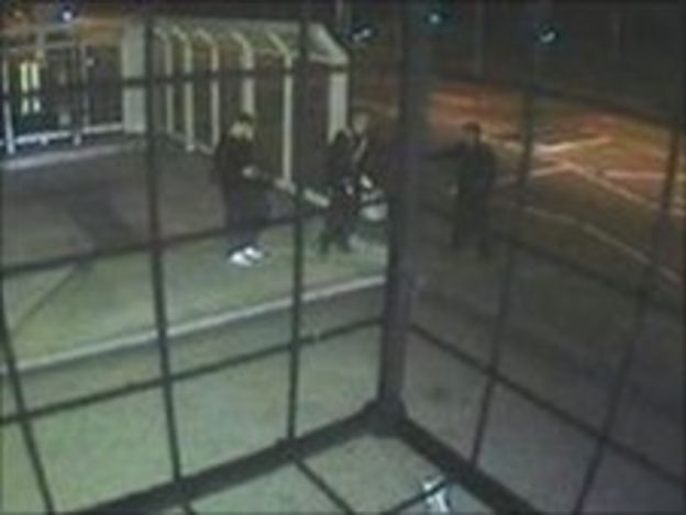 CCTV released in Leeds shooting inquiry - BBC News