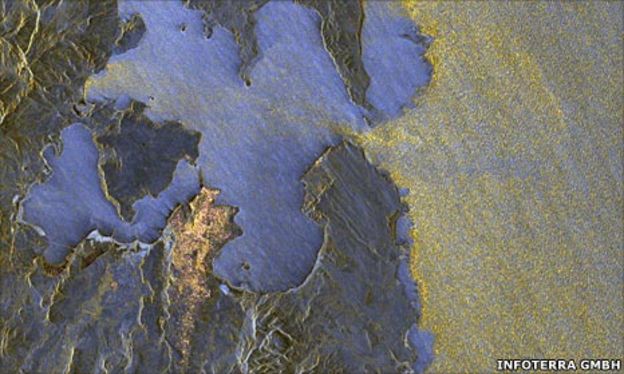 German TanDEM-X satellite returns first images - BBC News