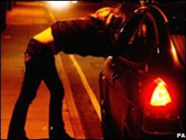 No NI kerb crawling prosecutions in past year - BBC News