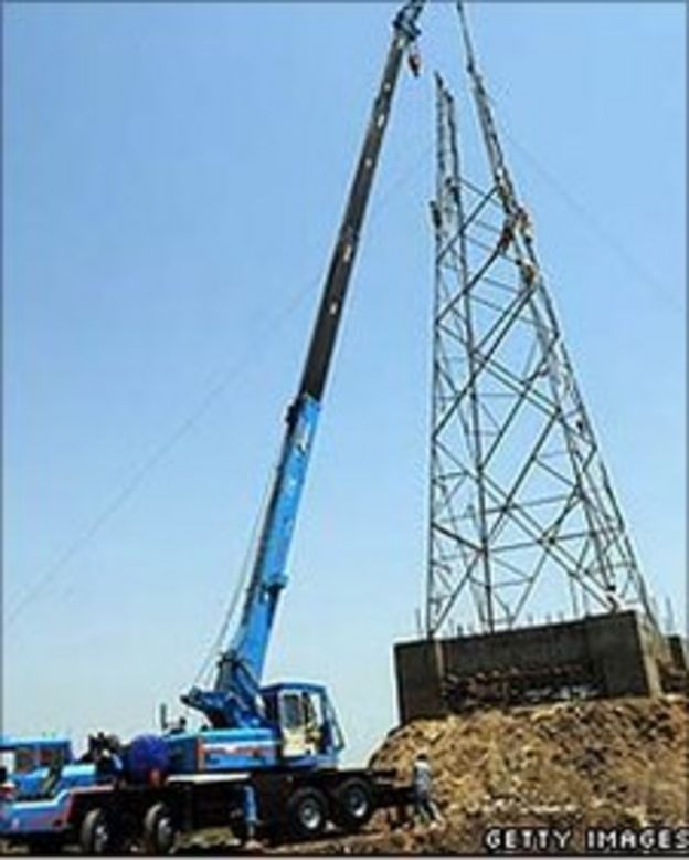 Pakistan government defaults on its electricity bill - BBC News