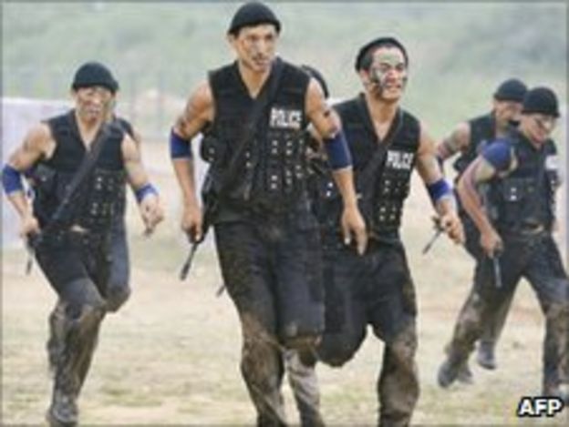 Amnesty challenges China on Xinjiang riot accounts‎ - BBC News