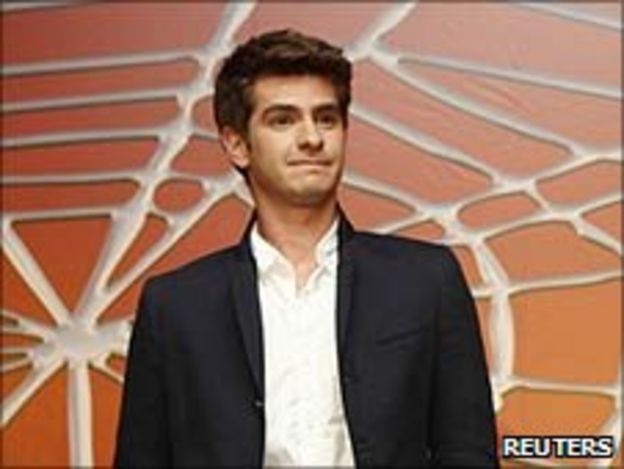 British actor Andrew Garfield cast as new Spider-Man - BBC News