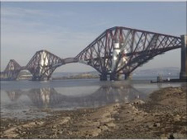 Forth Bridge seeks world heritage status - BBC News