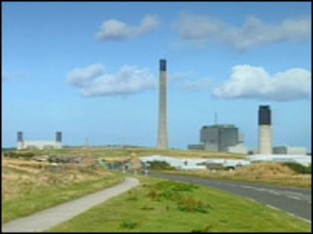 Carbon capture test plan for Peterhead revealed - BBC News