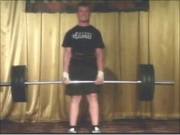 Coventry boy 'world's strongest' after charity lift - BBC News