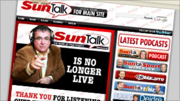 Jon Gaunt's internet radio show is pulled - BBC News