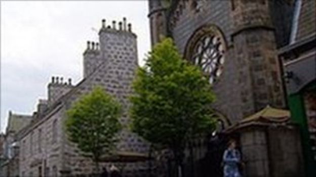 Aberdeen nightclub The Priory given written warning - BBC News