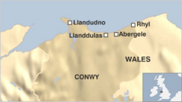 Climber dies after rock face fall near Llanddulas - BBC News