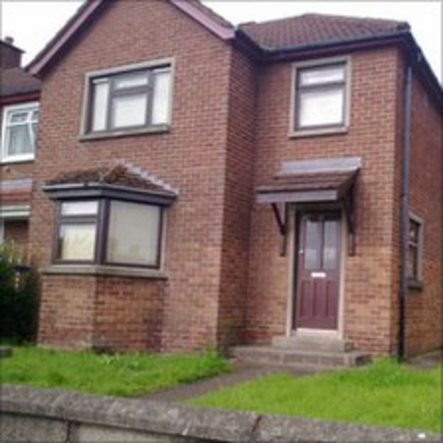 PSNI explore RAAD link to Derry shooting - BBC News