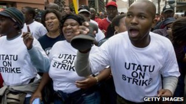 South African unions threaten to strike 'in seven days' - BBC News