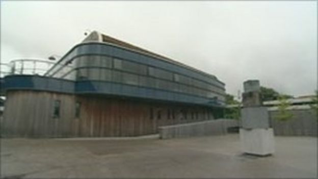 Multi-million pound boost for Cornwall university site - BBC News