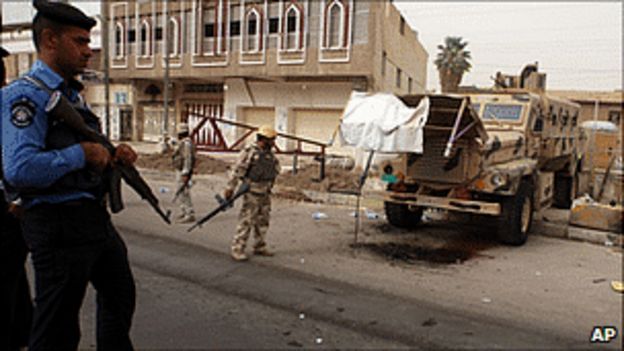 Baghdad hit by deadly gun and bomb attacks - BBC News