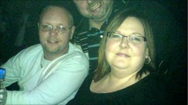 Rugeley mother's 36-week surgery wait - BBC News