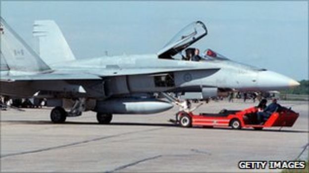 Canadian jets intercept Russian bombers - BBC News