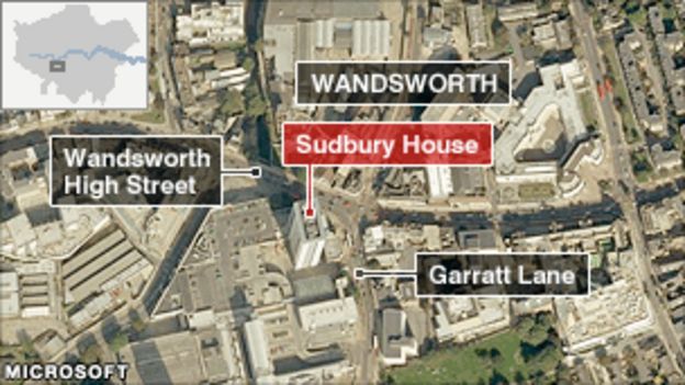 Two people rescued from tower block fire in Wandsworth - BBC News