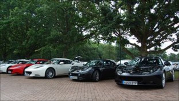 Lotus builds hydrogen fuel cell taxi for London 2012 - BBC News