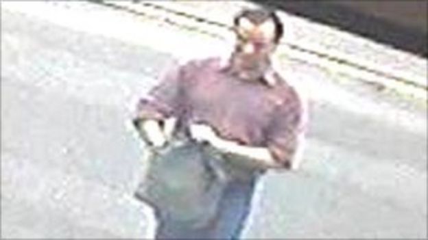 CCTV images of suspicious package suspect released - BBC News