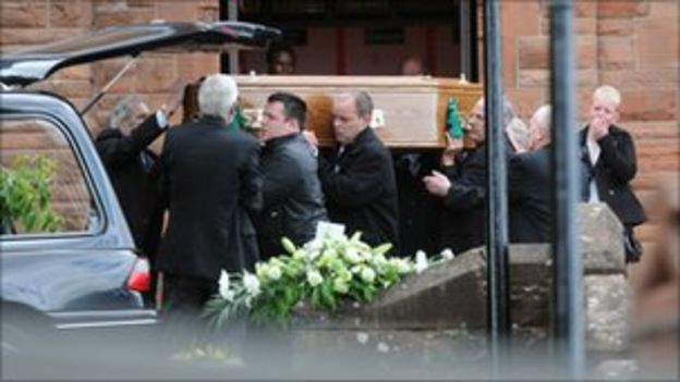 'Big Mags' Haney's grandson laid to rest - BBC News