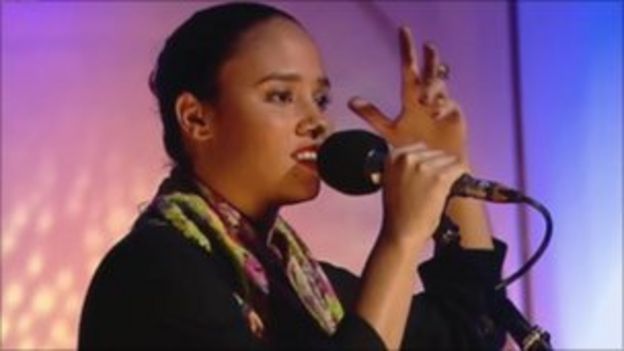 World music stars seek global coverage - BBC News