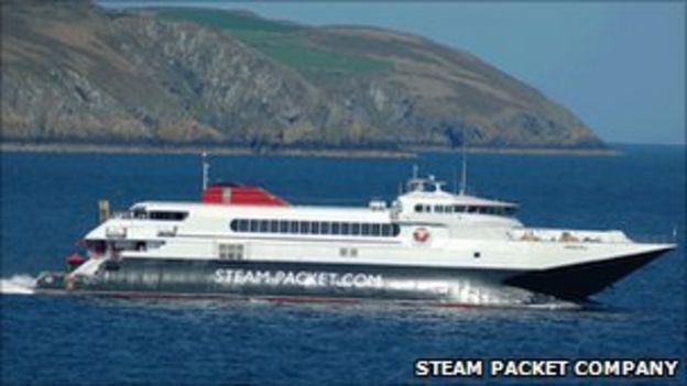 Manx ferry passenger figures fall - BBC News