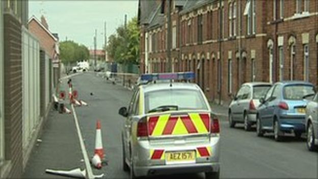 Man arrested over Lurgan bomb blast is released - BBC News