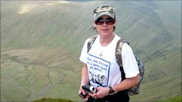 Ex-Miss Wales bodybuilder's peaks bid in drink battle - BBC News