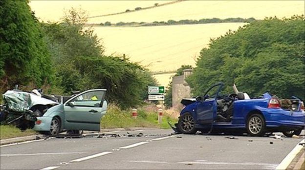 Three killed in separate road crashes - BBC News