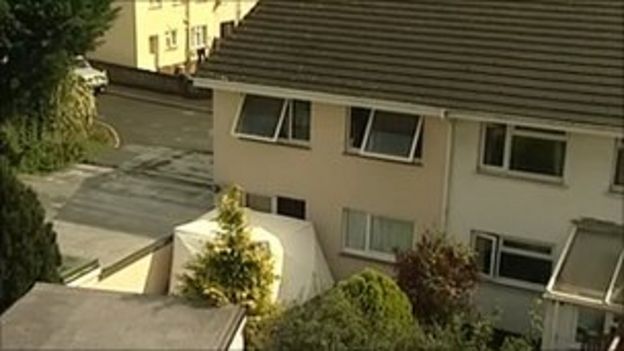 Double murderer Neil Langmead a 'control freak' - BBC News