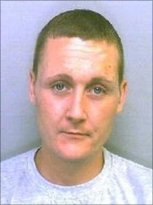 Bristol football hooligan jailed for seven months - BBC News