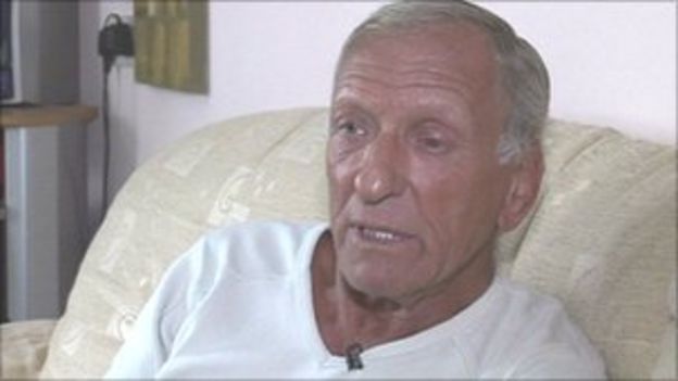 Paul Cleeland's murder case 'should be reviewed' - BBC News