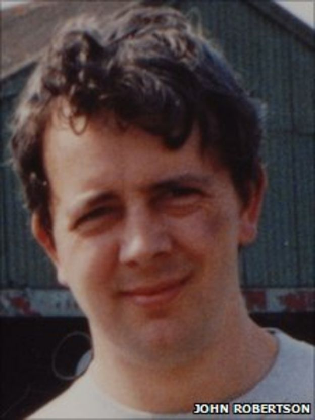 Family of dead scientist ignorant of his secret world - BBC News