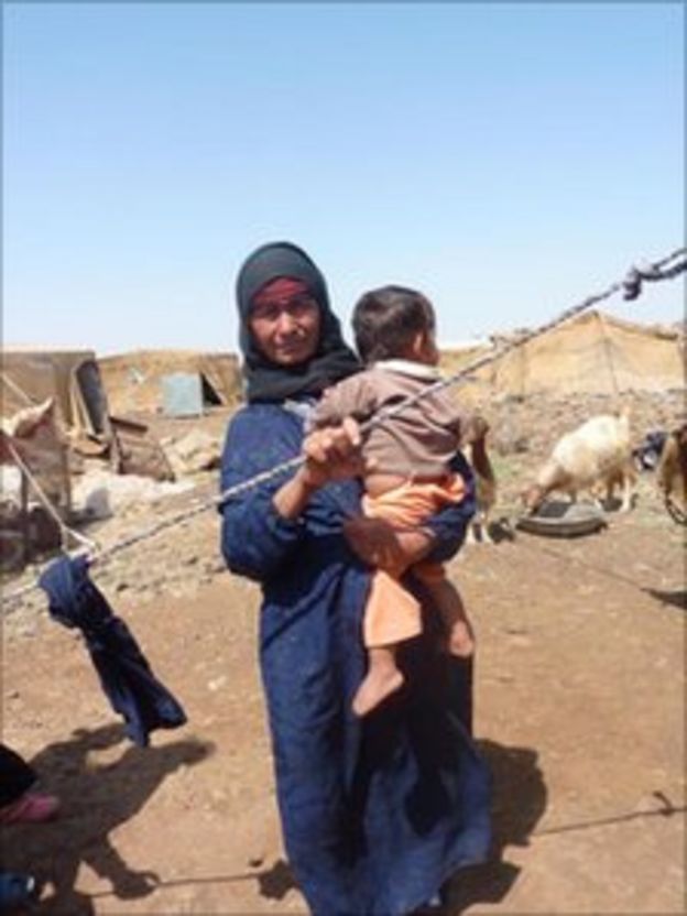 Syrian drought triggers rural exodus - BBC News