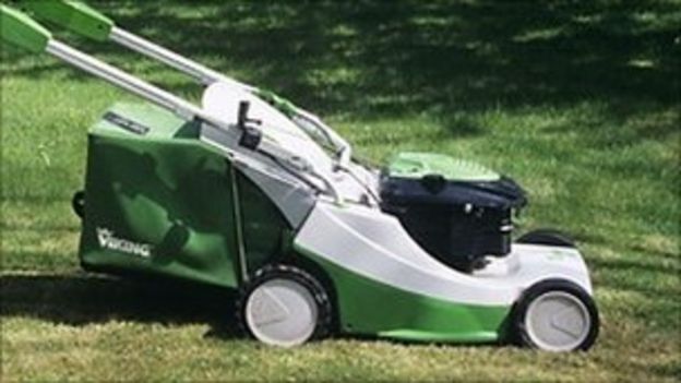 Sanquhar Pensioner Charged 1 000 For Grass Cutting BBC News sanquhar-pensioner-charged-1-000-for-grass-cutting-bbc-news