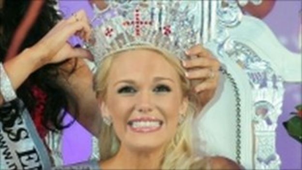 Miss Nottingham is crowned the new Miss England - BBC News