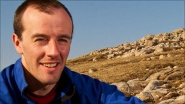 Dave MacLeod reveals Great Climb fears - BBC News