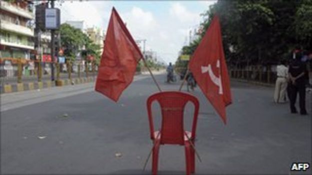 Indian trade unions strike against price rises - BBC News